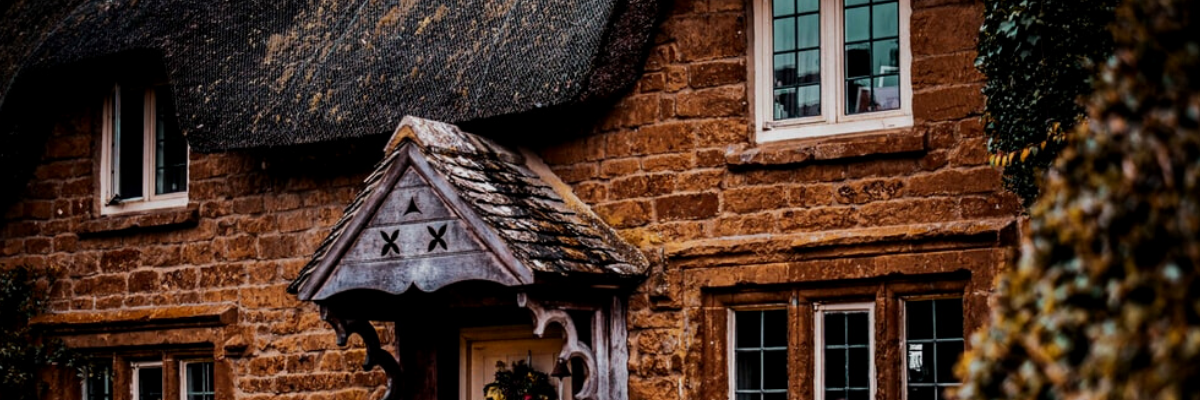 Thatched Property & Barn Insurance | John Albion | Wholesale Brokers